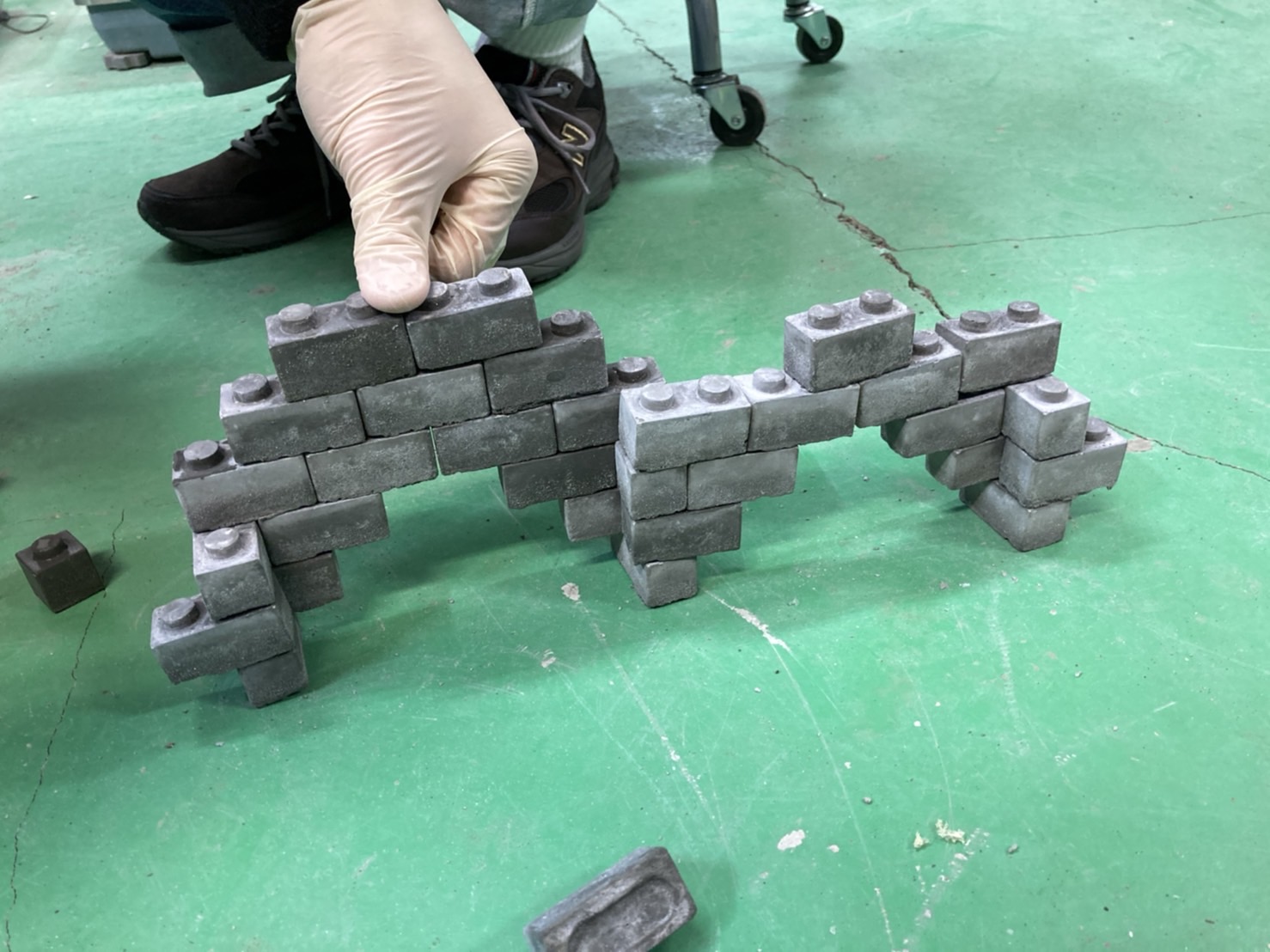 Lego-like concrete blocks for building material exercises-Hokkaido Univ ...